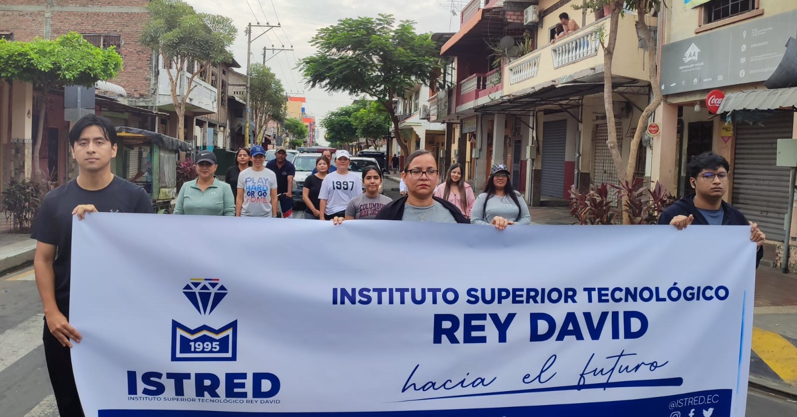 ISTRED PARTICIPÓ EN CAMINATA POR LA MOVILIDAD SOSTENIBLE - Instituto Superior Tecnológico Rey David